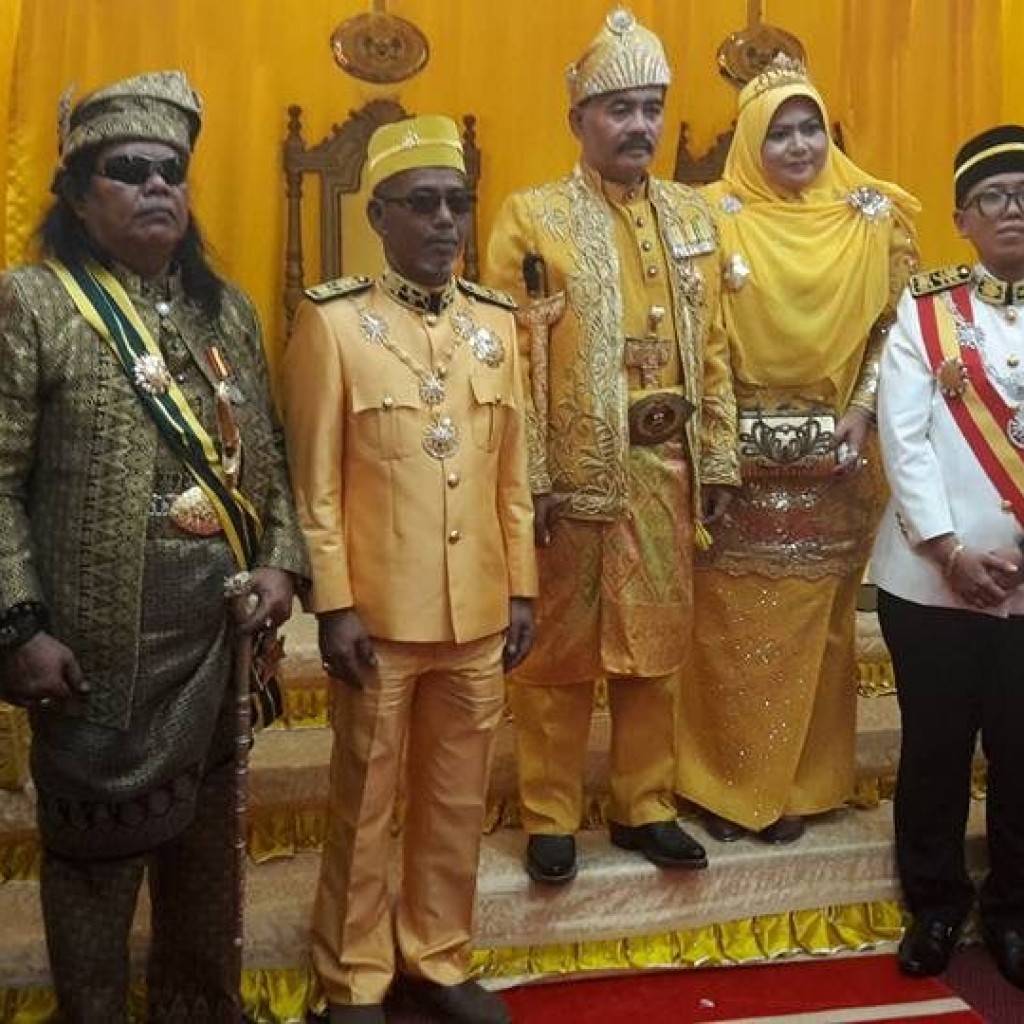 Gambar-gambar Bergaya Rani Kulup Kipidap | Azhan.co