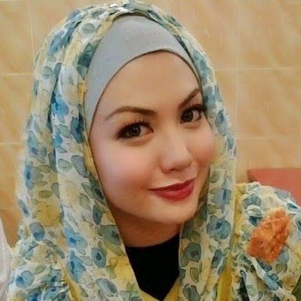 Biodata Anis Al Idrus | Azhan.co