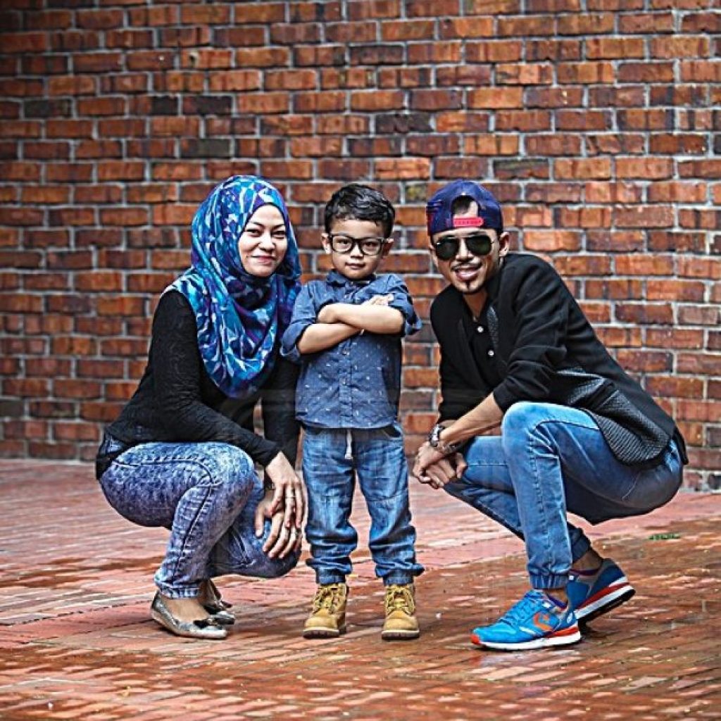 Biodata Zila Seeron, Artis AF Dari Negeri Sembilan - Azhan.co