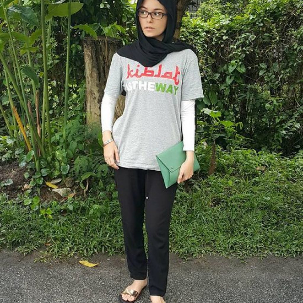Biodata Sarah Hildebrand, Ikon Fesyen Berwajah Kacukan | Azhan.co