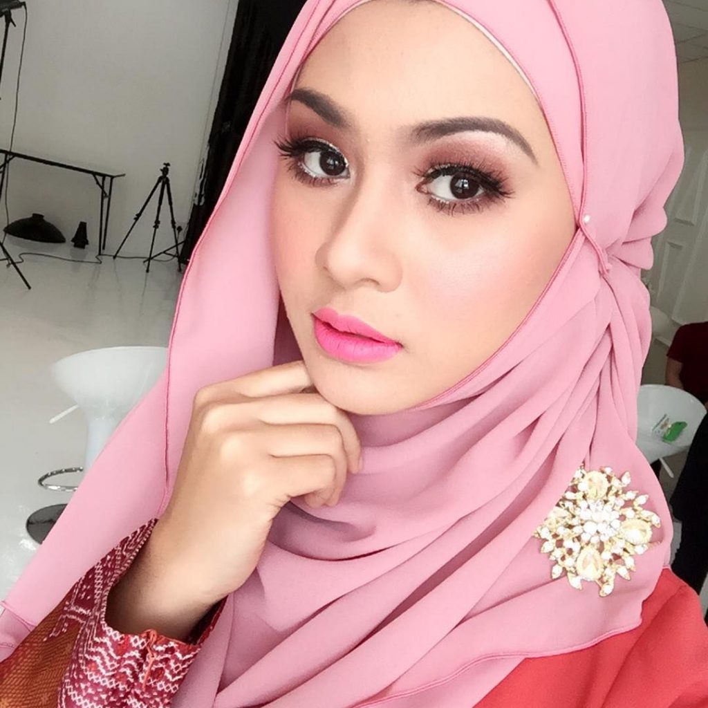 Biodata Ringkas Pelakon Nur Risteena Munim | Azhan.co