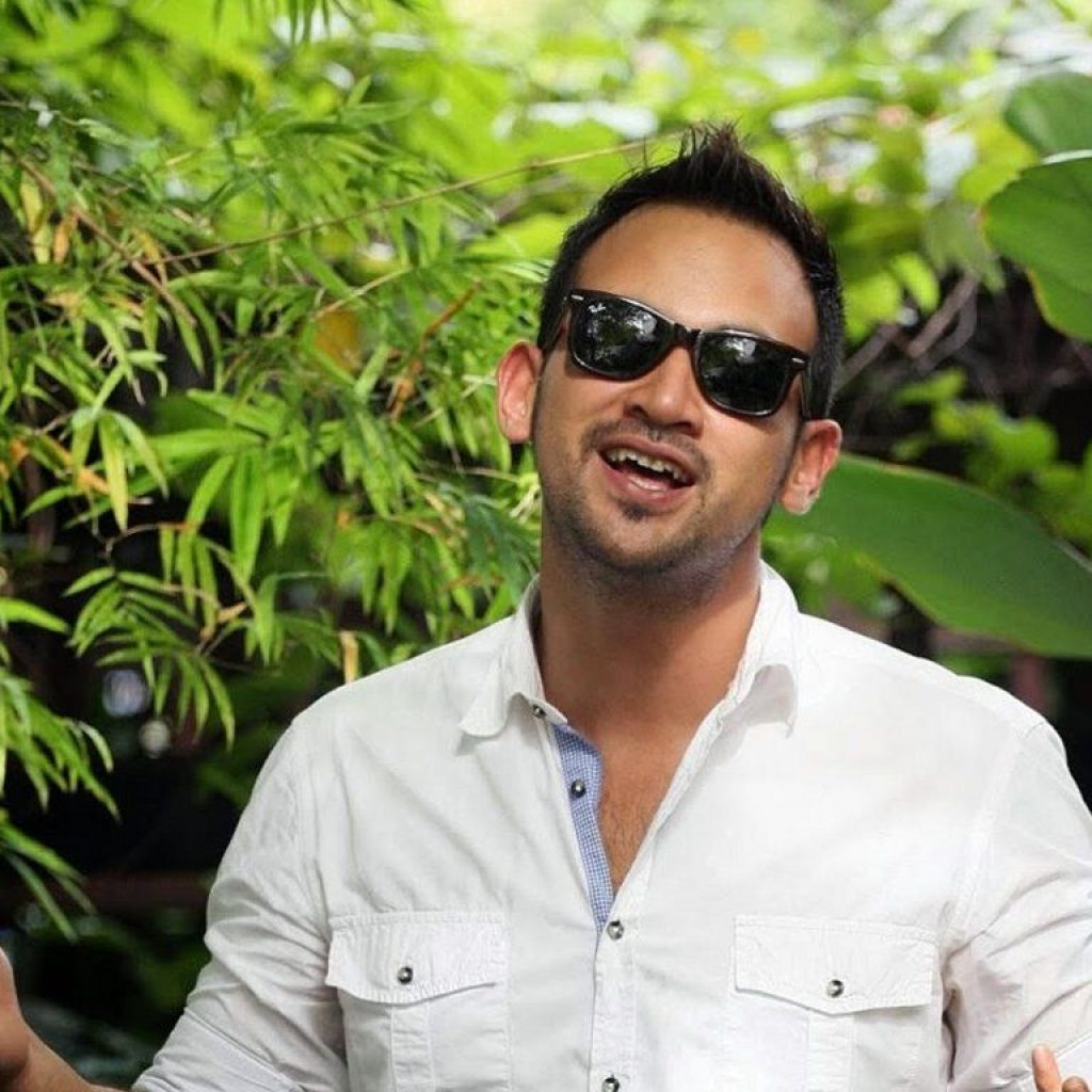 Biodata Sharnaaz Ahmad, Pelakon Watak Antagonis | Azhan.co