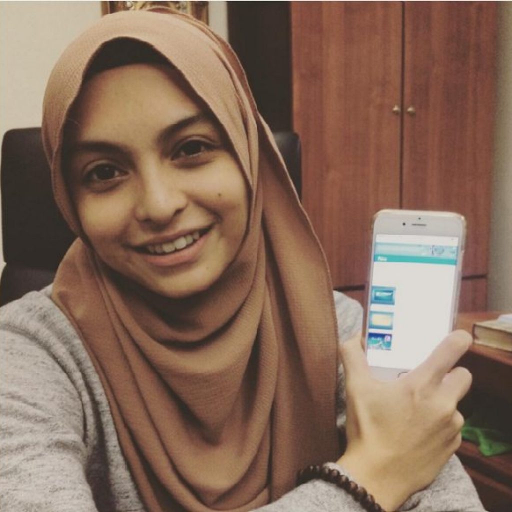 Biodata Sara Ali, Pelakon Cantik Yang Telah Berhijab | Azhan.co