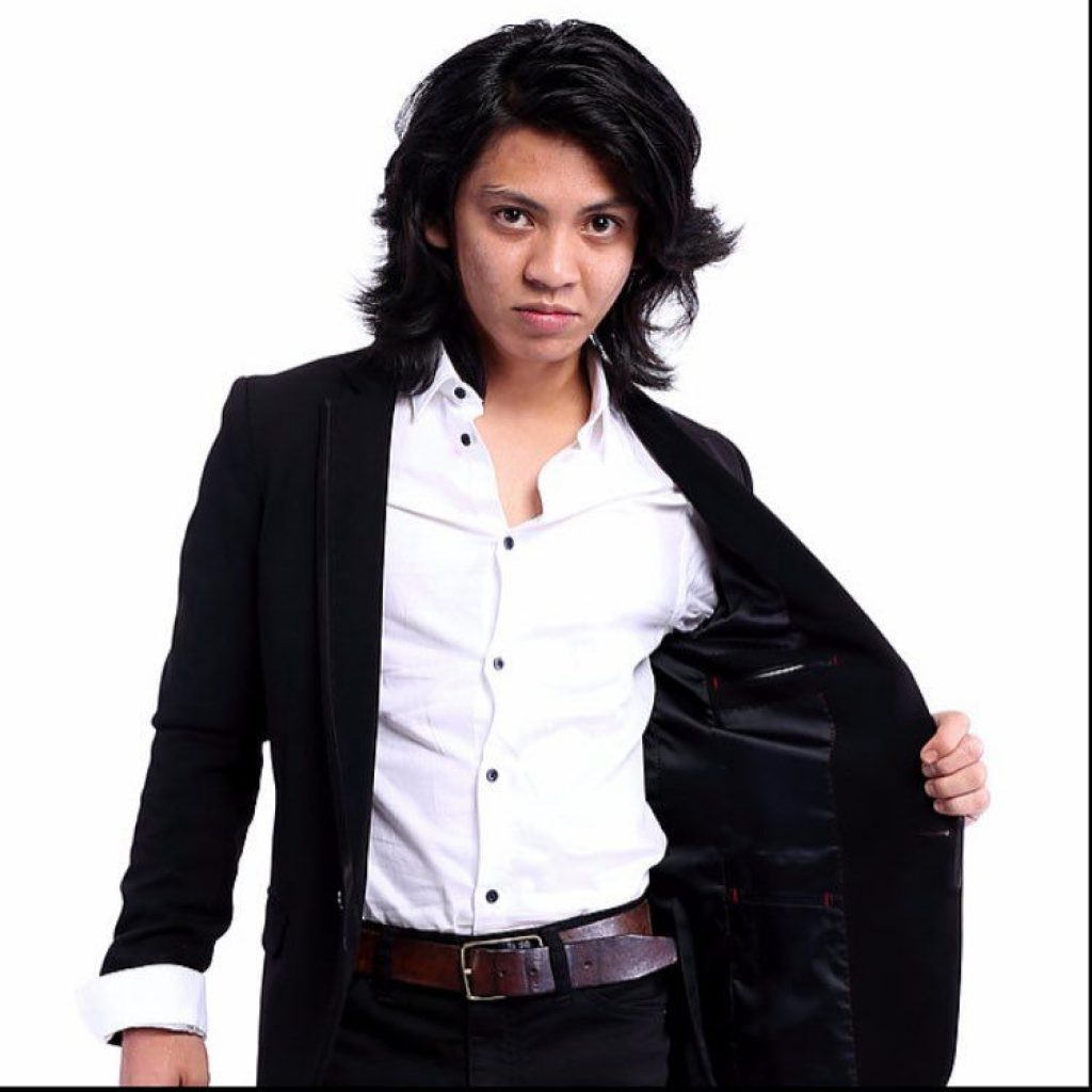 Biodata Kecik Vokalis Baru Hyper Act | Azhan.co