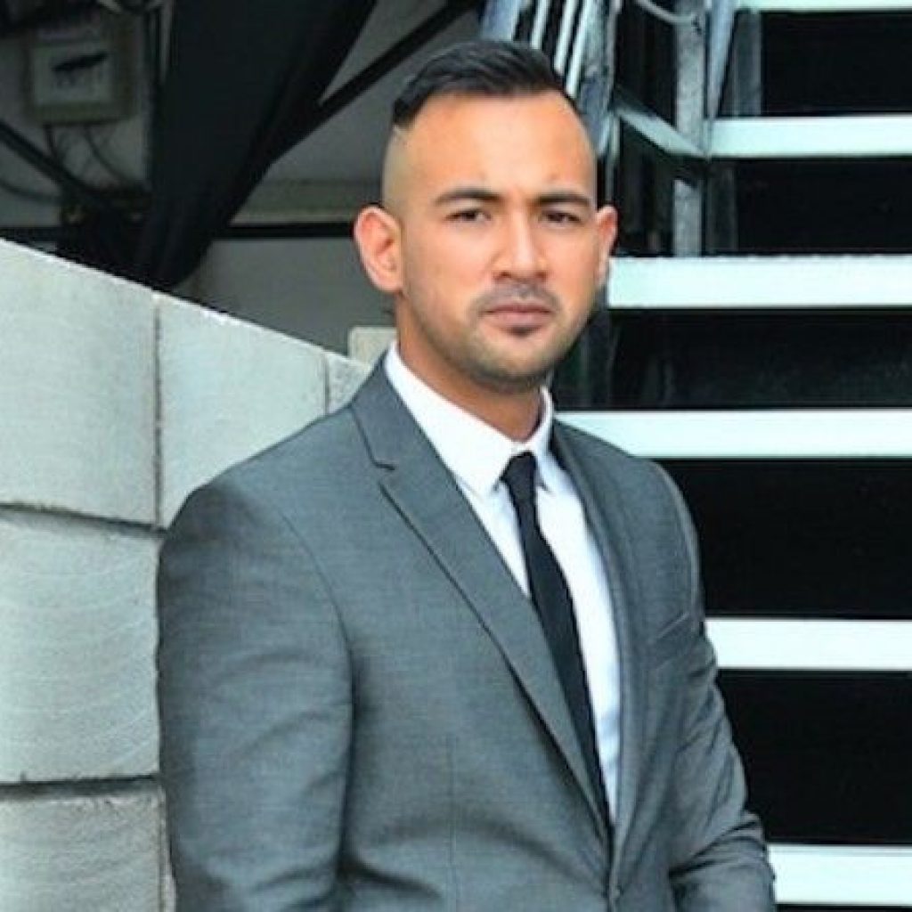 Biodata Sharnaaz Ahmad, Pelakon Watak Antagonis | Azhan.co