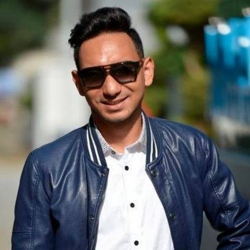 Biodata Zizan Razak, Pelawak Yang Versatil | Azhan.co