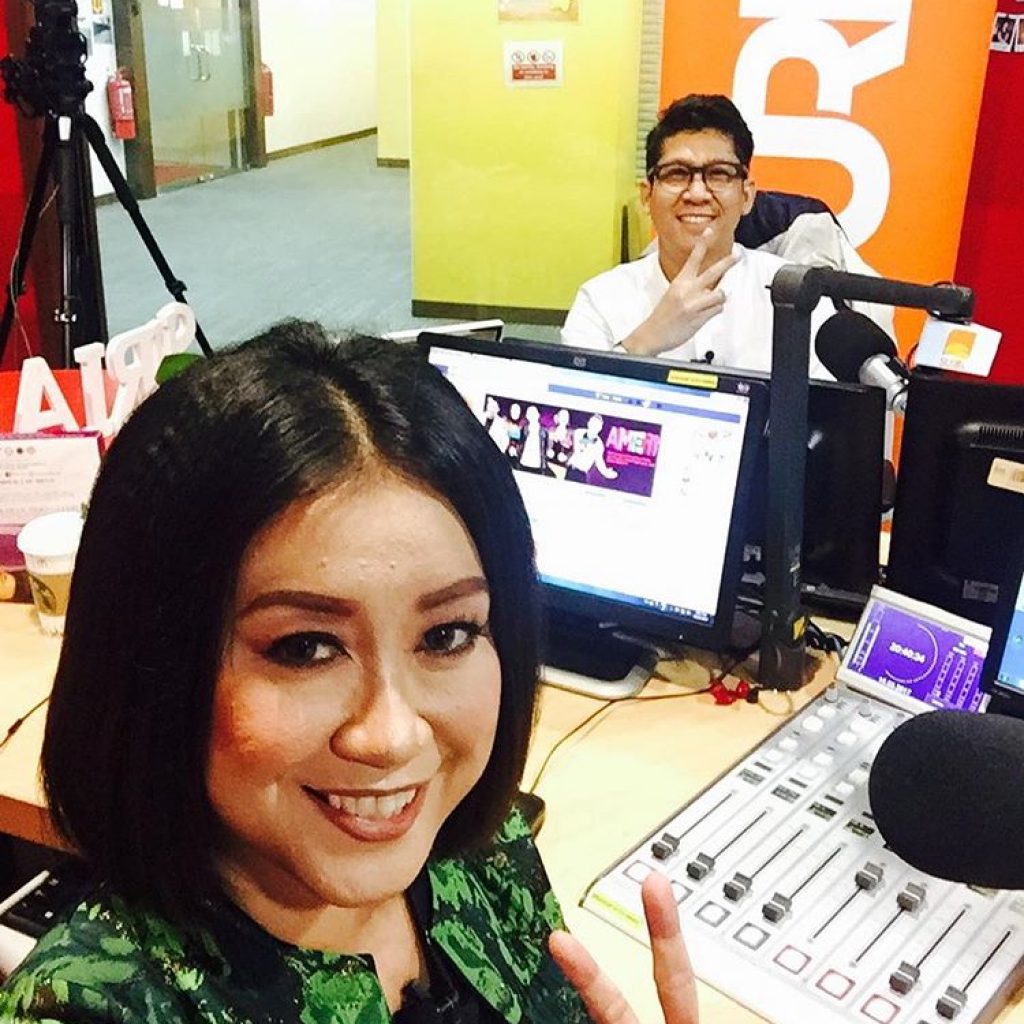 Biodata DJ Lin, Penyampai Radio Suria.FM | Azhan.co