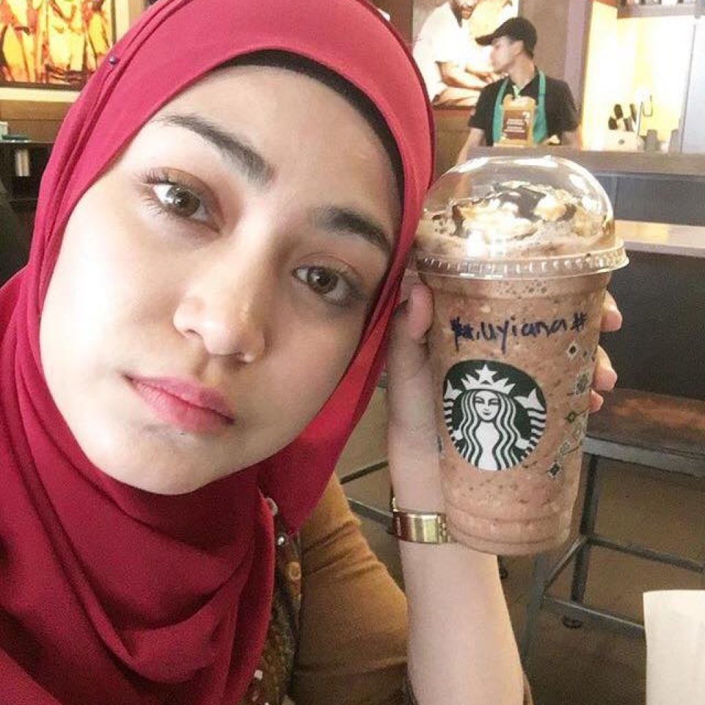 Biodata Uyaina Arshad, Pengacara Cantik Nona | Azhan.co