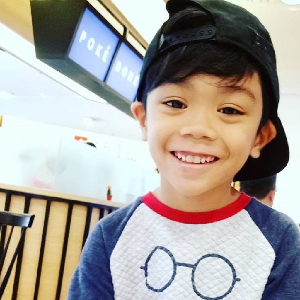 Biodata Nik Adam Mika, Pelakon Cilik Popular | Azhan.co