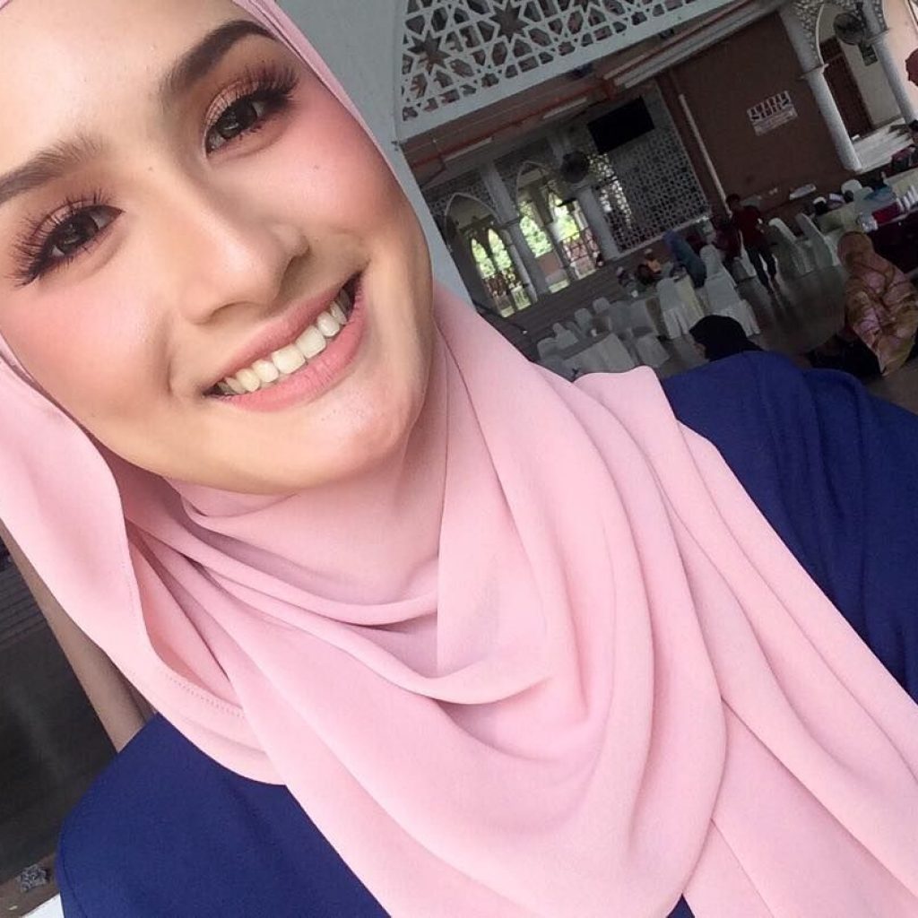 Biodata Neera Azizi, Pelakon Miss Kapten Cikgu Waiz | Azhan.co