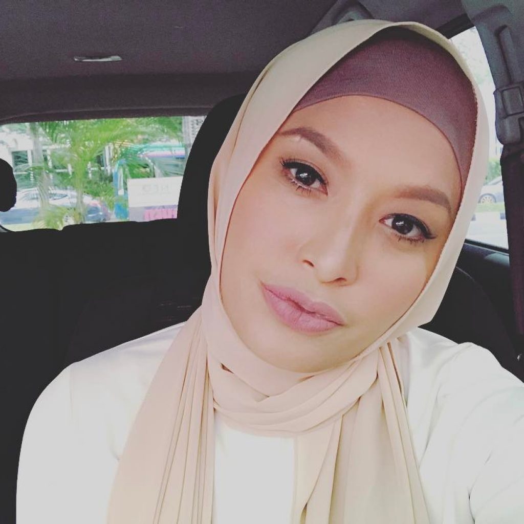 Biodata Nabila Huda, Pelakon Wanita Anak Kepada Amy Search | Azhan.co