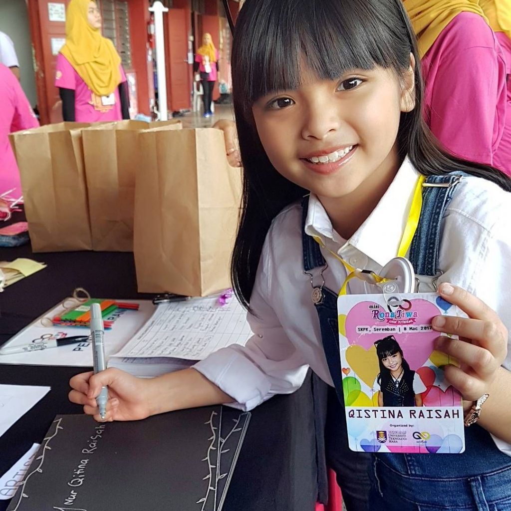 Biodata Nur Qistina Raisah, Pelakon Cilik Berbakat Besar | Azhan.co