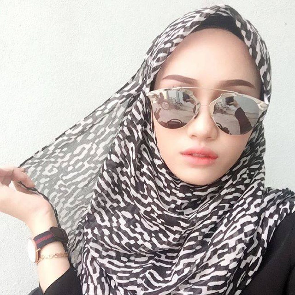 Biodata Asyalliee a.k.a Syasya Solero Macam Cantik Je | Azhan.co