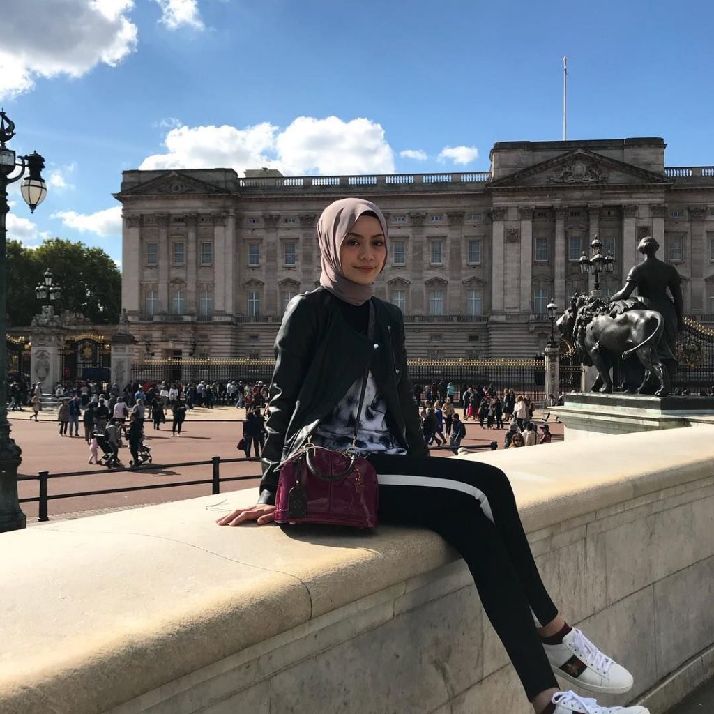 Biodata Syafiqah Aina, Instafamous dan Pemilik Kosmetik NSA Beau | Azhan.co