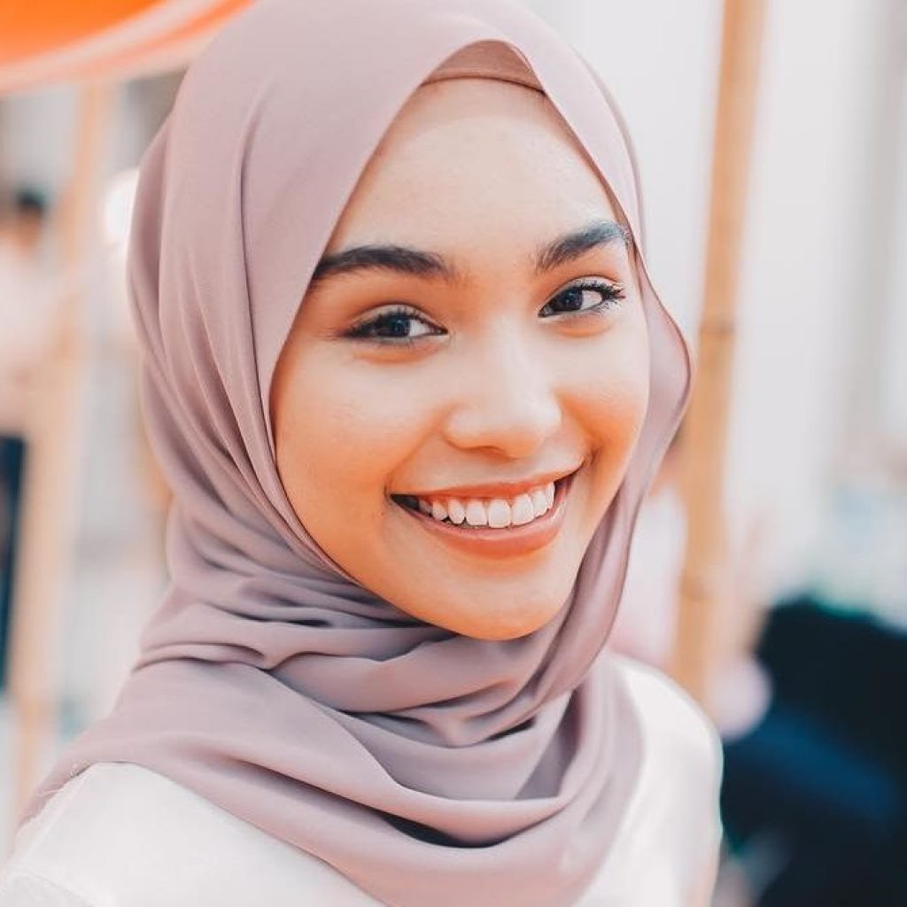 Biodata Sharifah Rose Sabrina, Instafamous Cantik Bertudung | Azhan.co