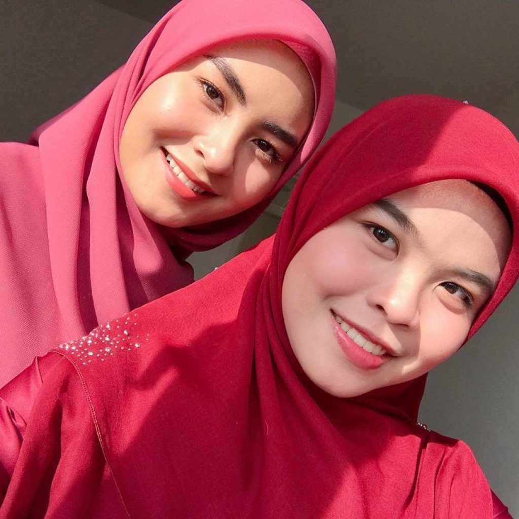 Biodata Wani Syaz, Penyanyi Bersuara Lunak | Azhan.co