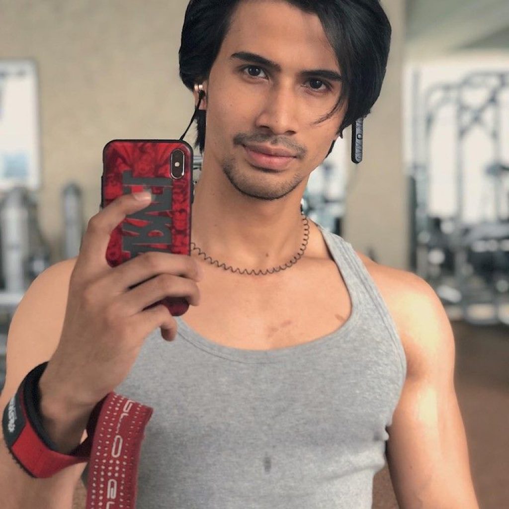 Biodata Faez Nick, Pelakon Dan Model Berasal Dari Johor Bahru | Azhan.co