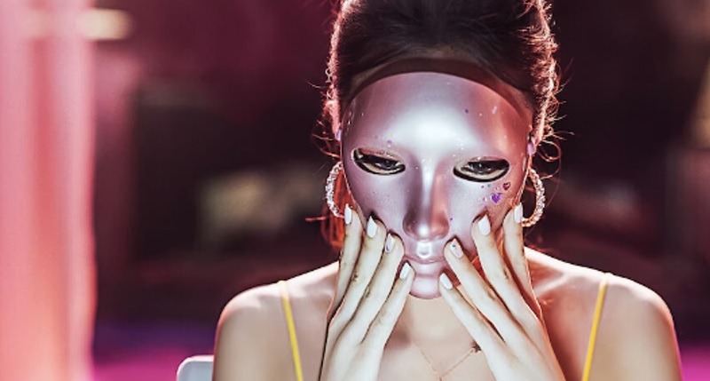 Drama Mask Girl (Netflix) | Azhan.co